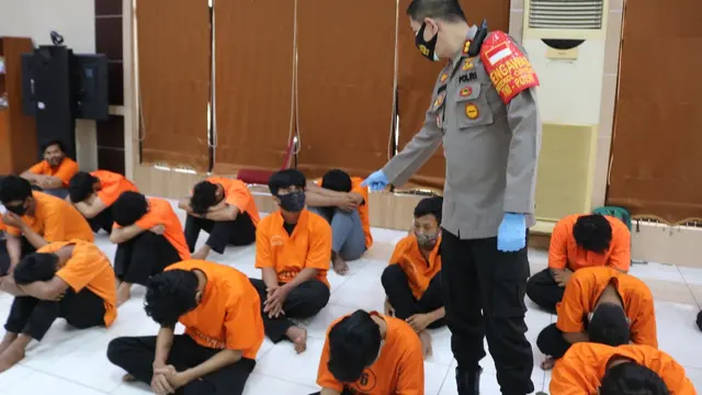 Apa Saja Faktor Penyebab Terjadinya Tawuran Pelajar? Ini Penjelasan ...