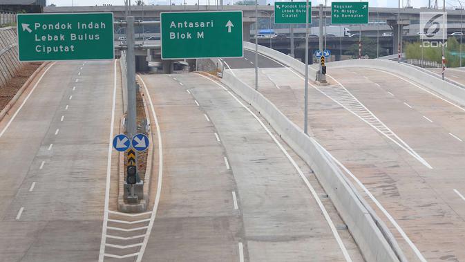 Buat yang Belum Tahu, Ini Perbedaan Rambu Penunjuk Jalan Warna Hijau ...