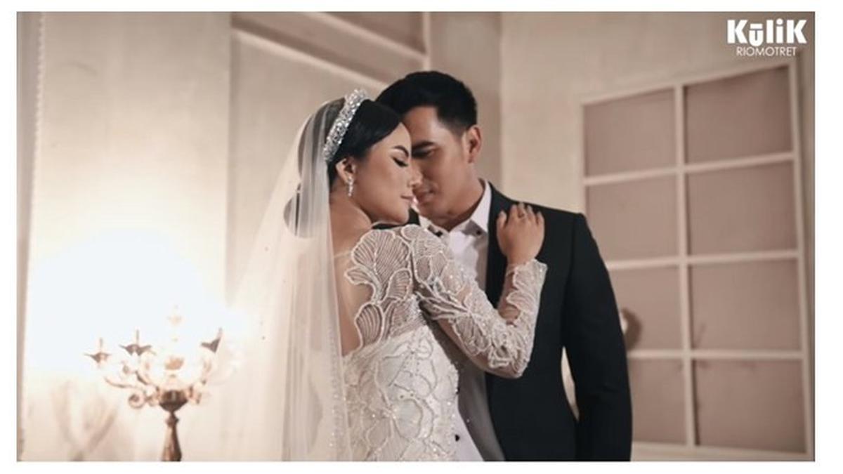 7 Potret Prewedding Dinar Candy, Tampil Anggun Berkebaya dan Megah ...