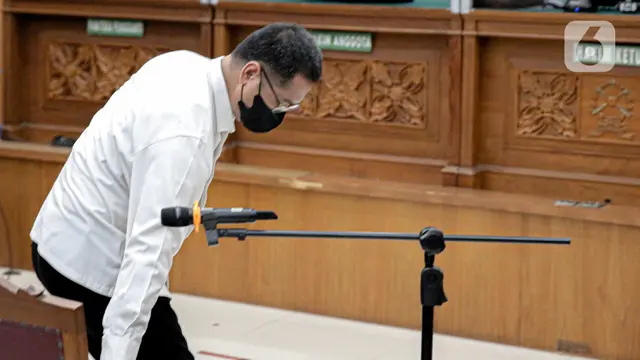 Adu Keterangan Terdakwa Irfan Widyanto dengan Satpam Kompleks Polri di Sidang Obstruction of ...