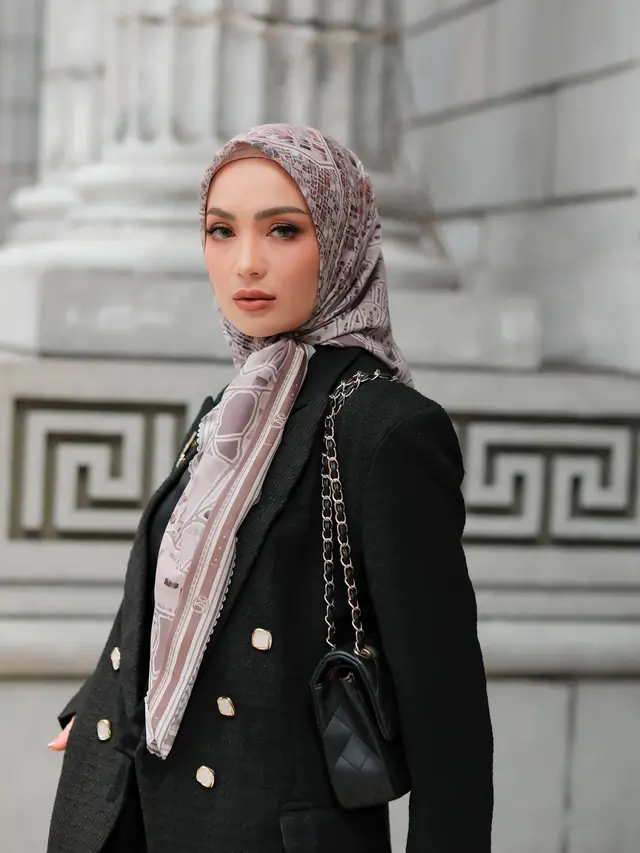 Akui Sudah Sembuh, Ini 7 Potret Imel PC Rayakan Ultah saat Masih Lawan Kanker Langka - Hot ...