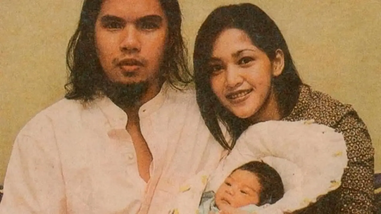 El Rumi Ultah ke-24, Berikut Potret Transformasinya dari Masa Kecil ...