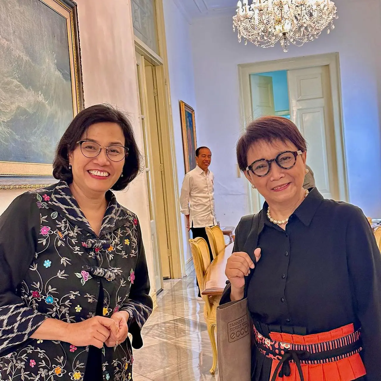 6 Potret Menteri Sri Mulyani dan Retno Marsudi, Bestie Sejak SMA di ...