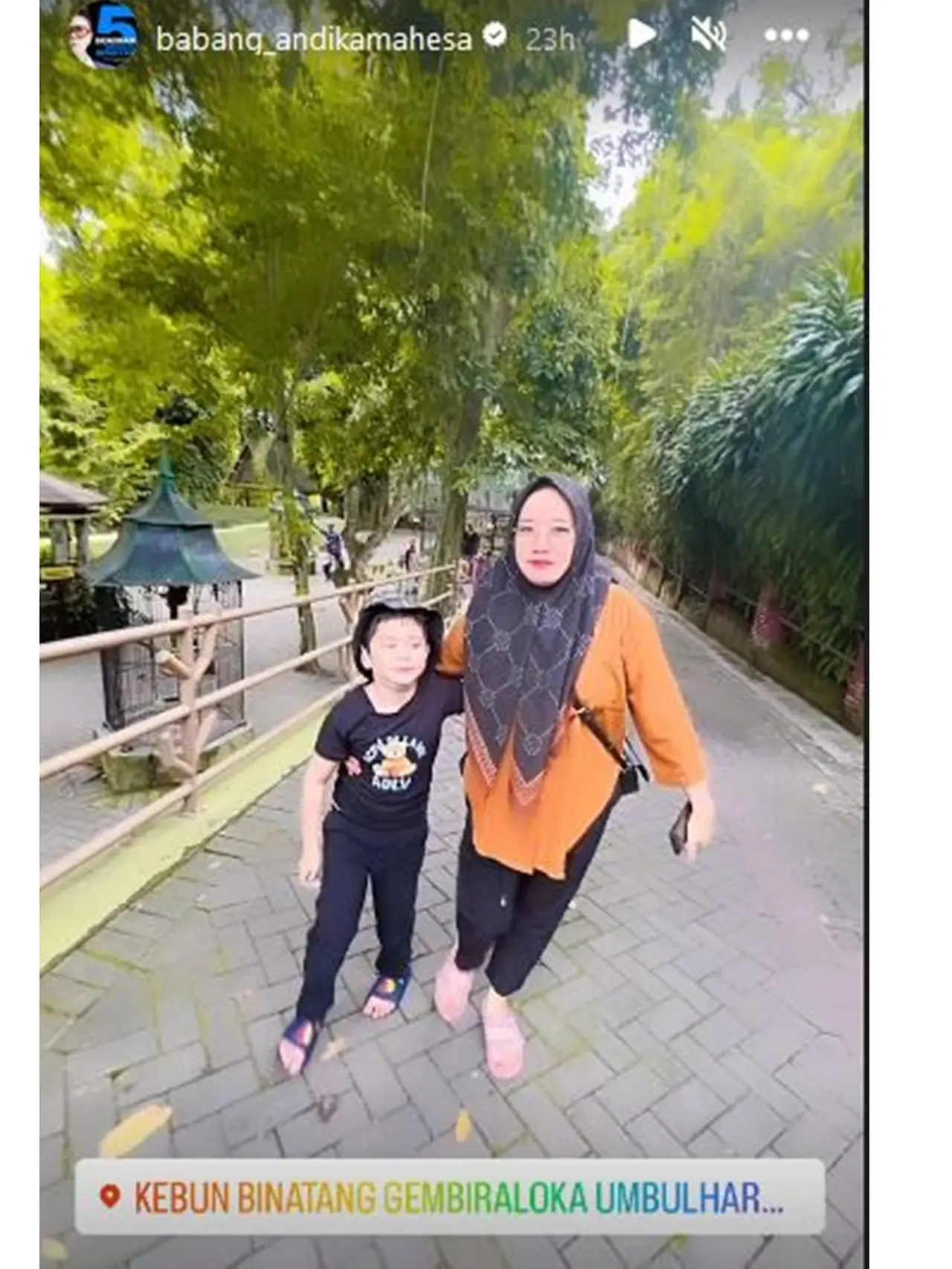 6 Potret Andika Kangen Band Honeymoon di Jogja, Pamer Kedekatan Istri dan Anak - Hot Liputan6.com