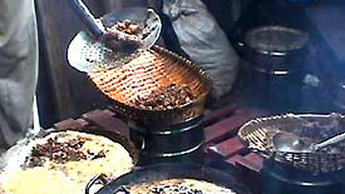 Daging Busuk dari Hotel dan Tiga Mal Terkenal - News Liputan6.com