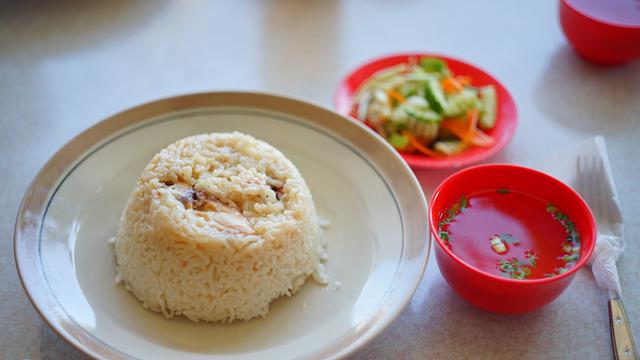 3 Cara Membuat Nasi Tim yang Lezat dan Bergizi - Food Fimela.com