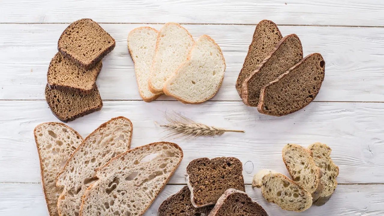 Mengenal Kompyang, Kuliner Tradisional Mirip Roti Burger - Surabaya ...