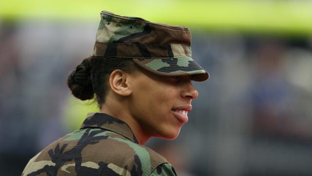 13 Agustus 1918: Opha May Johnson, Perempuan Pertama di Korps Marinir ...