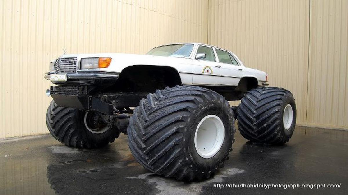 Intip Koleksi Mobil Raksasa Pangeran Kaya Timur Tengah - Otomotif ...