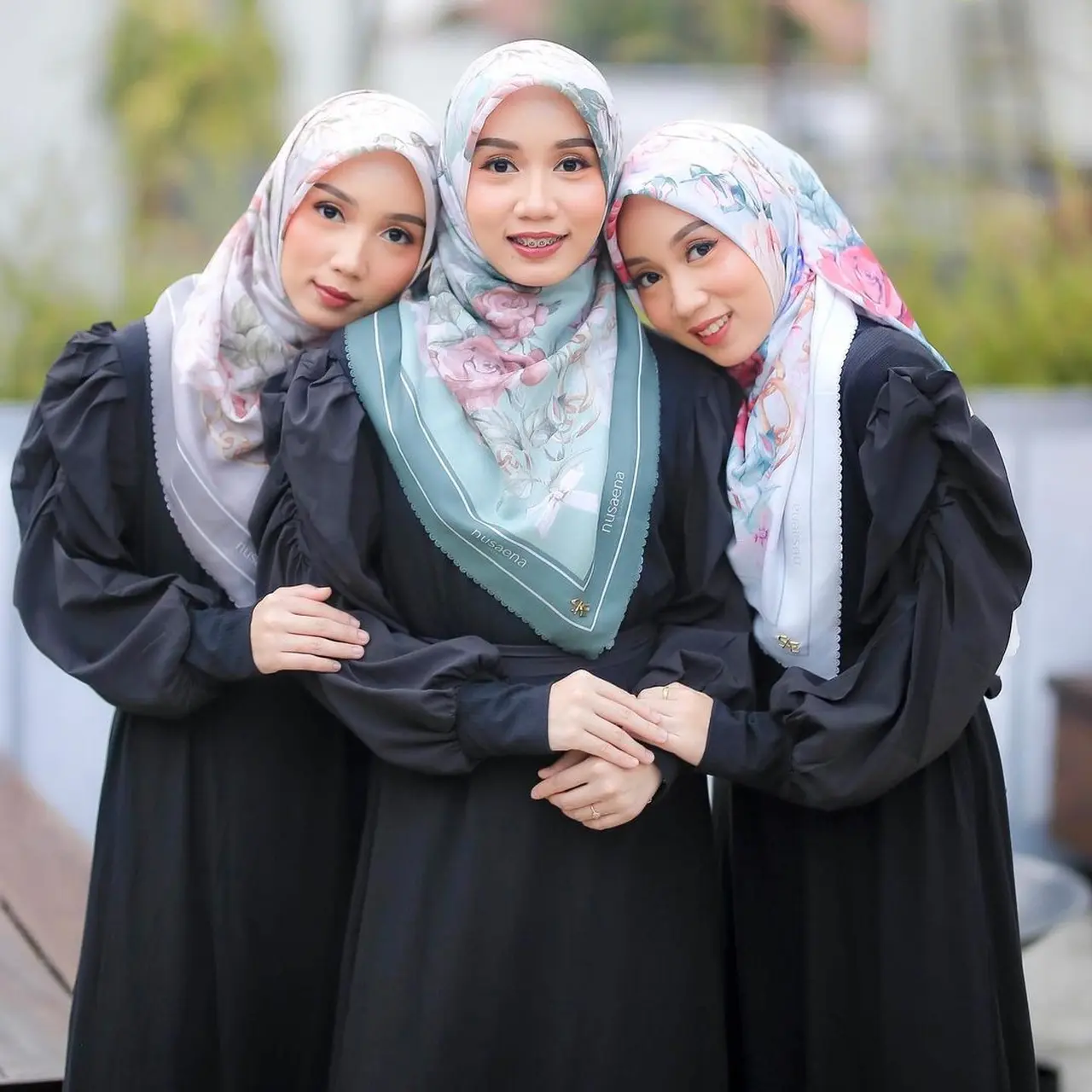 Potret Sosok Wanita Kembar Ini Pernah Viral Ada Yang Mirip Artis Hot Liputan Com