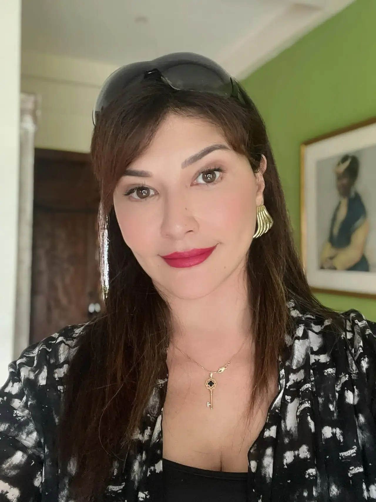 6 Pesona Tamara Bleszynski yang Tetap Tampil Stunning di Usia 50 Tahun ...