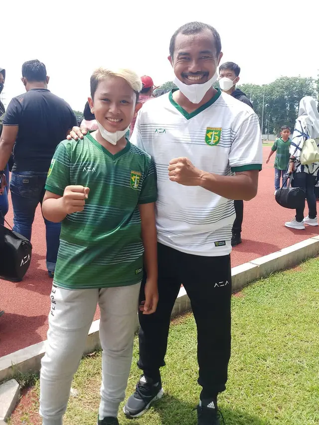 5 Potret Terbaru Mat Halil, Legenda Sekaligus Eks Kapten Persebaya ...