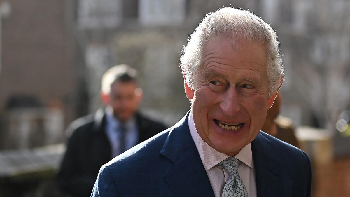 Perjamuan Raja Charles III di Istana Versailles Dipindah karena Demo di ...