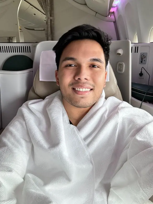 Reaksi Thariq Halilintar Dinilai Mirip Adjie Massaid, Almarhum Ayah ...