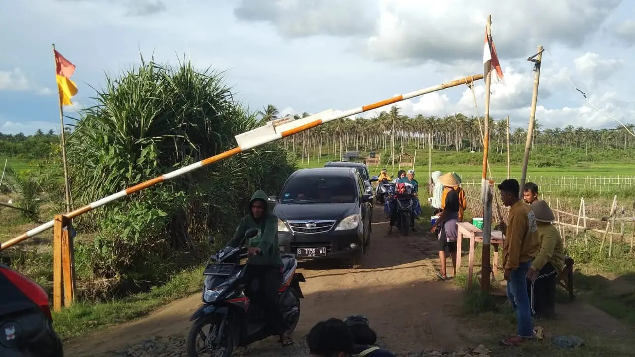 Dugaan Pungli di Wisata Taman Pandan Sukabumi, Warga Lokal Dipaksa ...