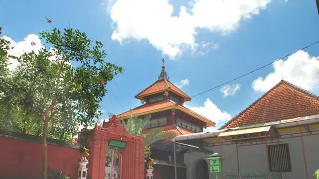 7 Wisata Sejarah Nganjuk, dari Peninggalan Kerajaan sampai Kemerdekaan ...