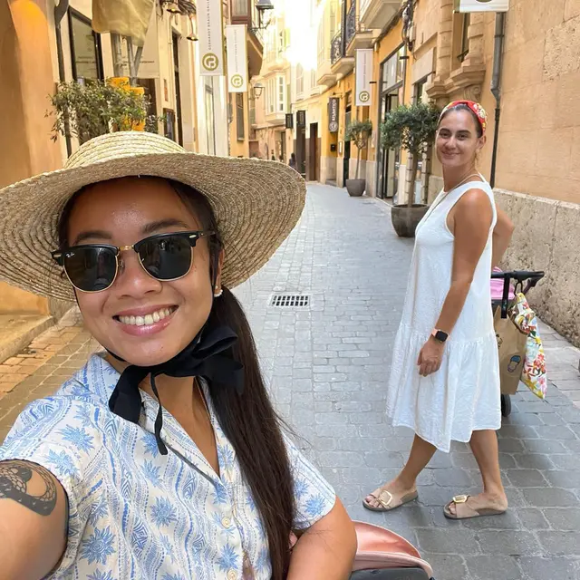 7 Potret Marissa Nasution Liburan Bareng Keluarga di Spanyol, Kompak ...