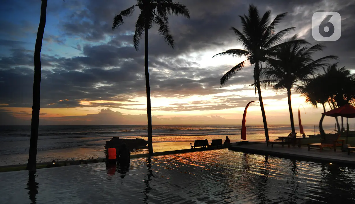 FOTO: Keindahan Pantai Pasut Tabanan yang Sepi dari Wisatawan - Foto ...