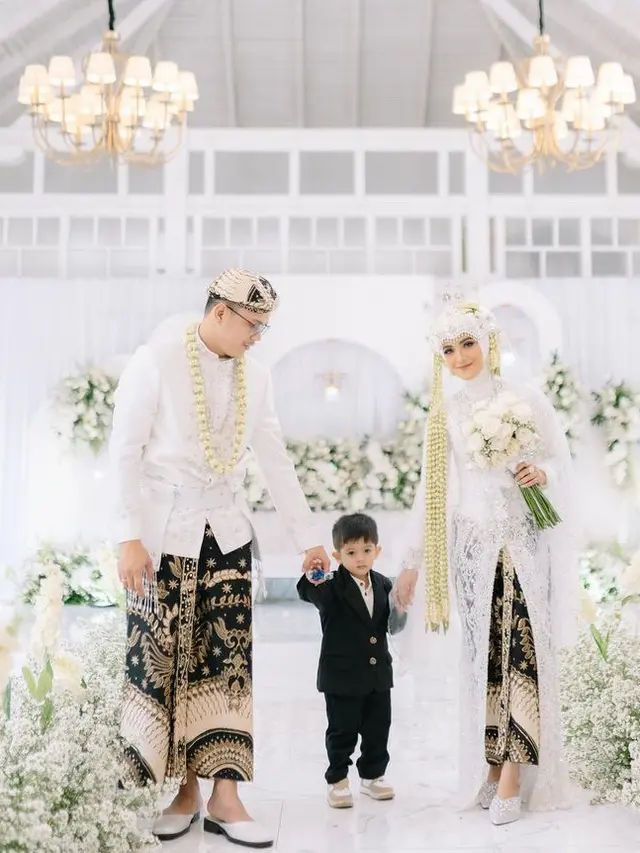 6 Adu Gaya Nadya Mustika dan Istri Baru Rizki Da, Hersa Rahayu Julianti di Hari Pernikahan ...