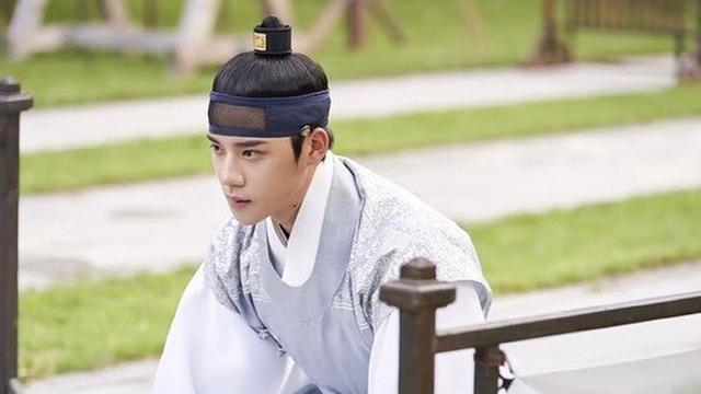 5 Potret Moon Sang Min, Aktor Ganteng Pemeran Pangeran Seongnam di ...