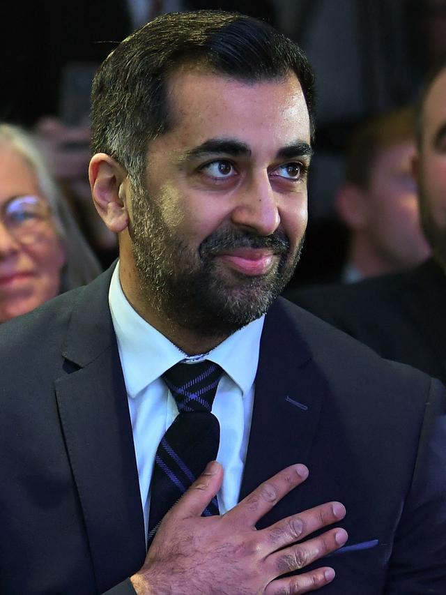 Humza Yousaf, Muslim Pertama yang Memimpin Skotlandia Bagikan Momen ...