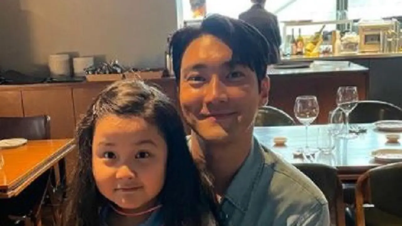 Choi Siwon Sebut Gadis Ini Putri Kecilnya, Warganet: Gas Pak Pelaminan ...