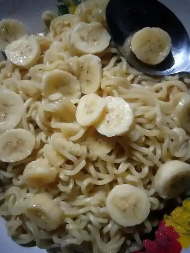 10 Potret Nyeleneh Makanan Dicampur Buah Ini Bikin Geleng Kepala ...