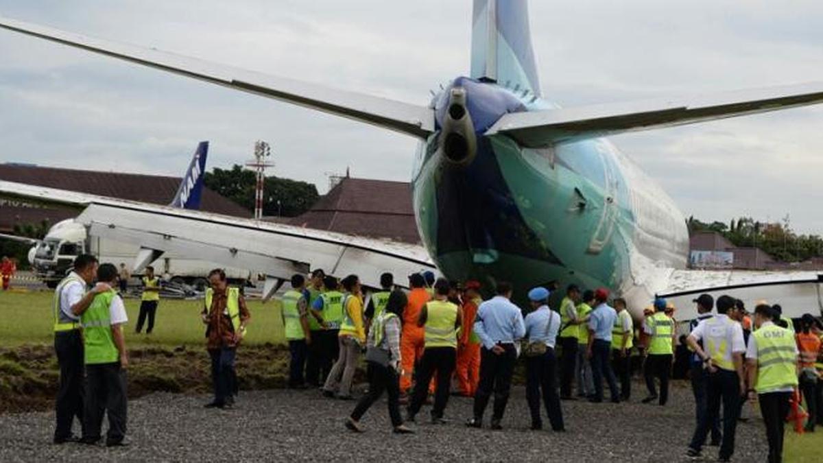 Pesawat Garuda Tergelincir di Bandara Adisutjipto Yogyakarta