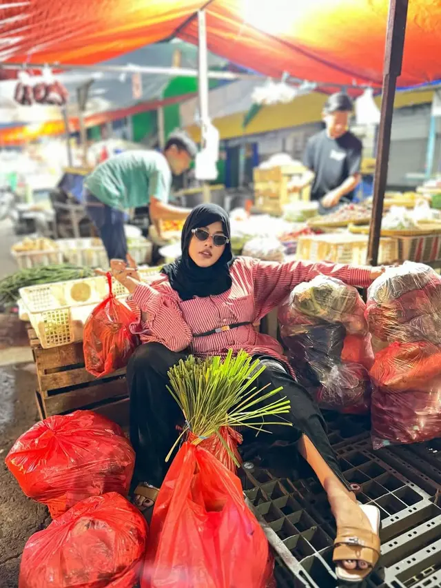 6 Potret Terbaru Shindy Samuel Usai Dua Tahun Operasi Bariatrik, Bikin Pangling - Hot Liputan6.com