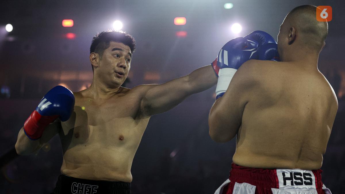 Chef Arnold Tutup Masalah dengan Codeblu di Atas Ring HSS Series 5