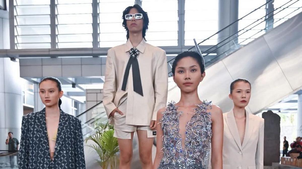 Jakarta Fashion Week 2024 Kembali Hadir, Selebrasi Lintas Generasi di ...