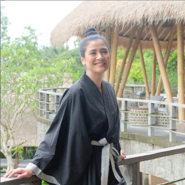 Berusia 37 Tahun, Ini 6 Potret Terbaru Artis Fera Feriska yang Awet ...