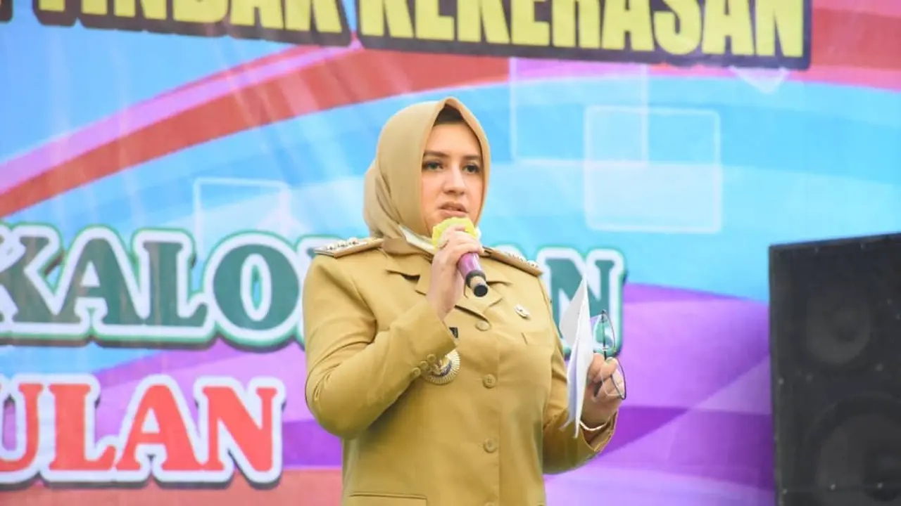 11 Potret Cantik Fadia A Rafiq, Kakak Fairuz A Rafiq yang Jabat Bupati ...