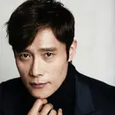 Lee Min Jung Ungkap Nama dan Spill Foto Anak Kedua yang Baru Dilahirkan