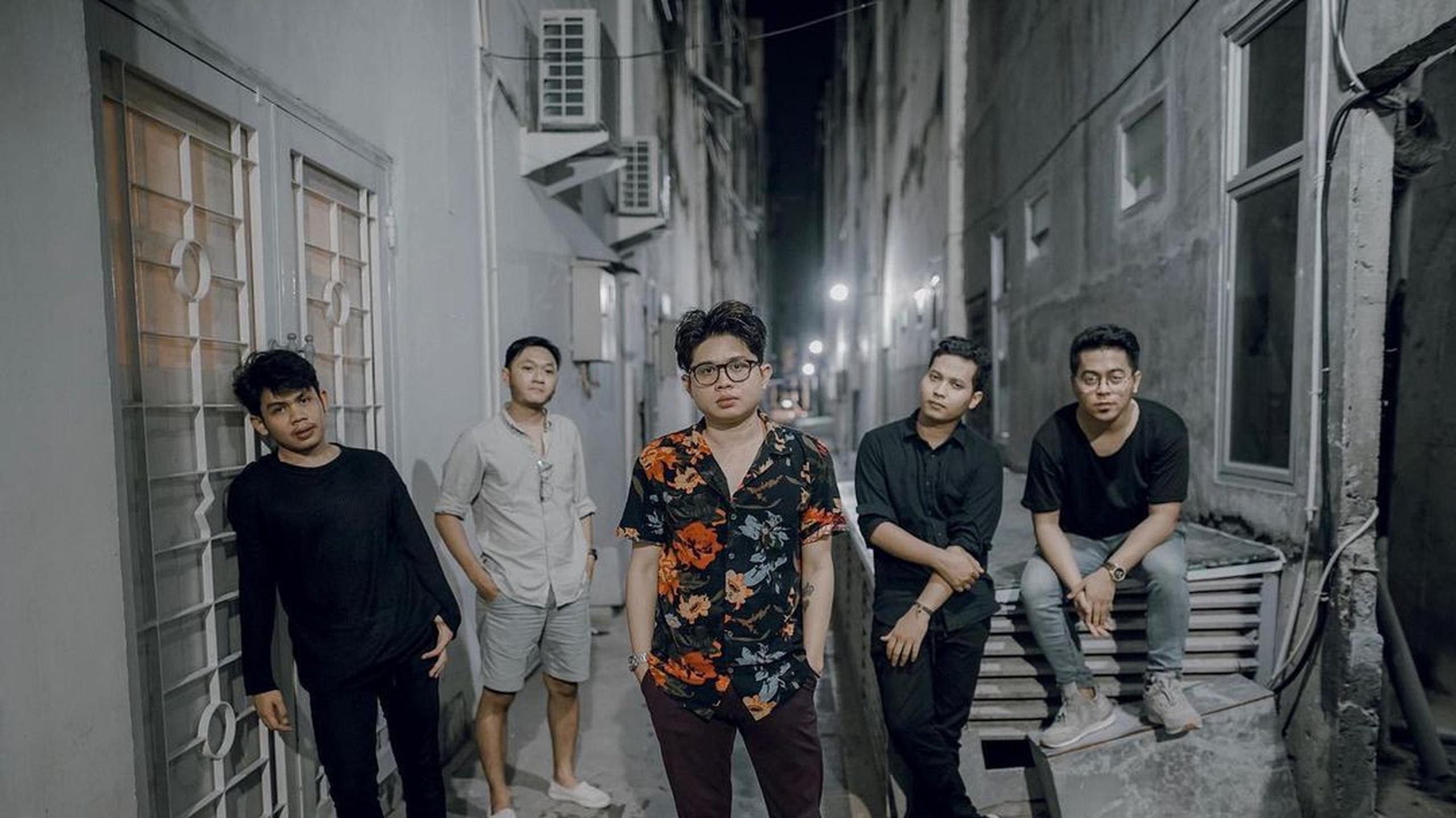 Lirik Lagu Lantas dari Juicy Luicy, Viral di Tiktok Gara-gara Diunggah ...