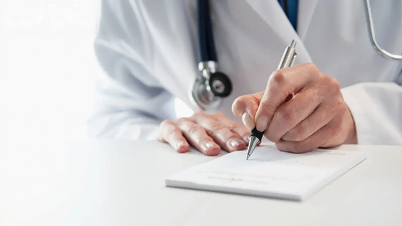 Cara Membaca Resep Dokter, Begini Arti Istilah di Dalamnya - Hot ...