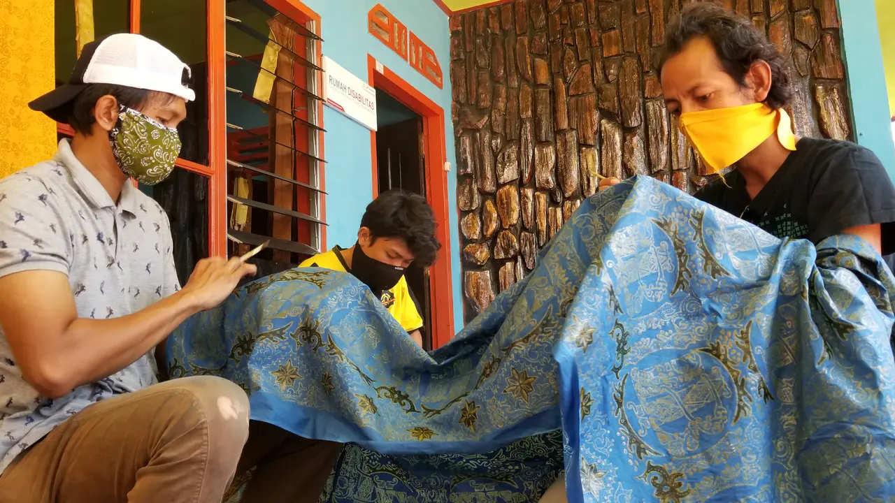Meniti Asa Para Difabel, Membangkitkan Budaya dengan Batik Khas Tarakan ...