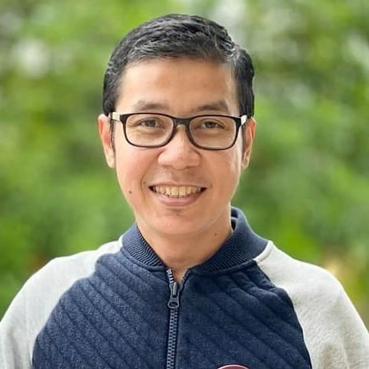 Penulis Ippho Santosa Ajak Pengusaha Muda Terbang Ke Jepang, Nangis ...