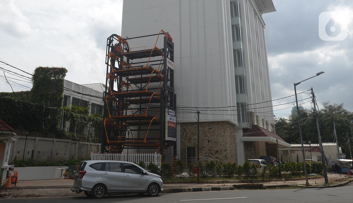 FOTO: Tempat Parkir Susun Jadi Solusi di Tengah Lahan Sempit Jakarta ...