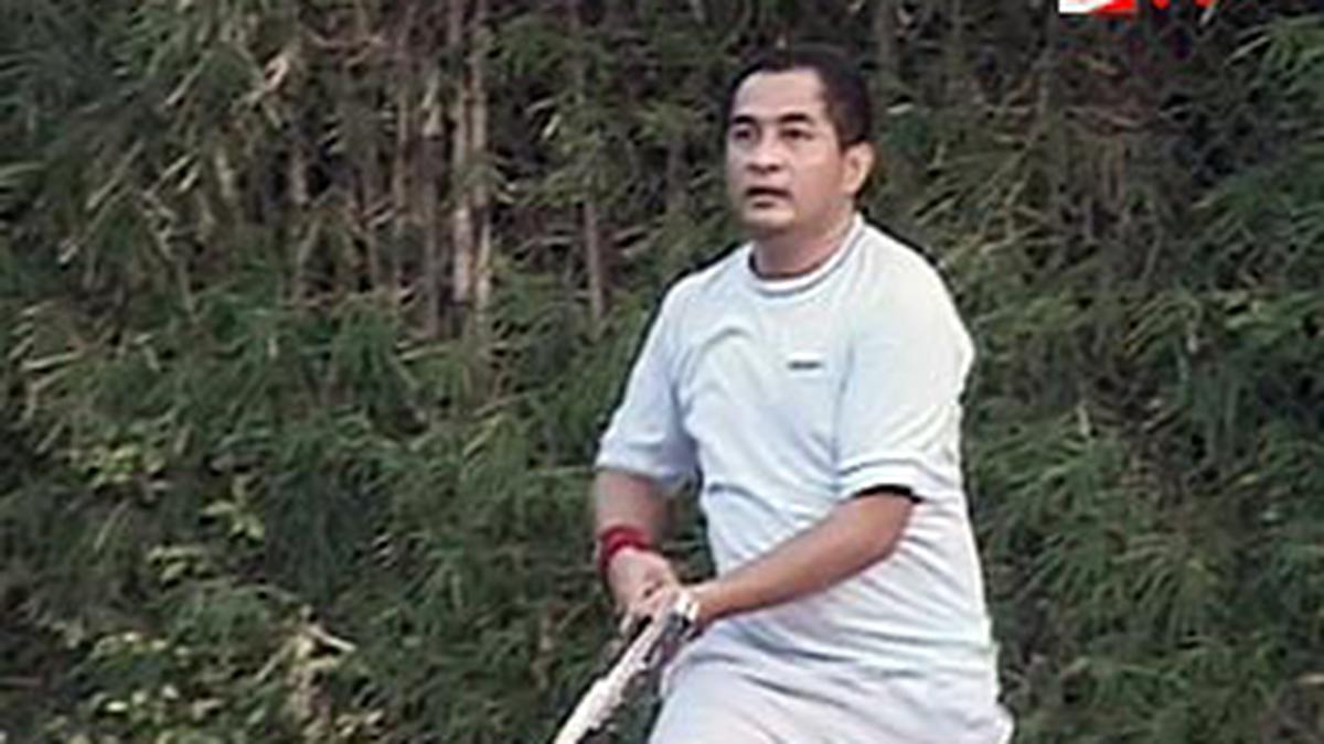 Wah, Jeremy Tetti Jago Main Tenis - ShowBiz Liputan6.com