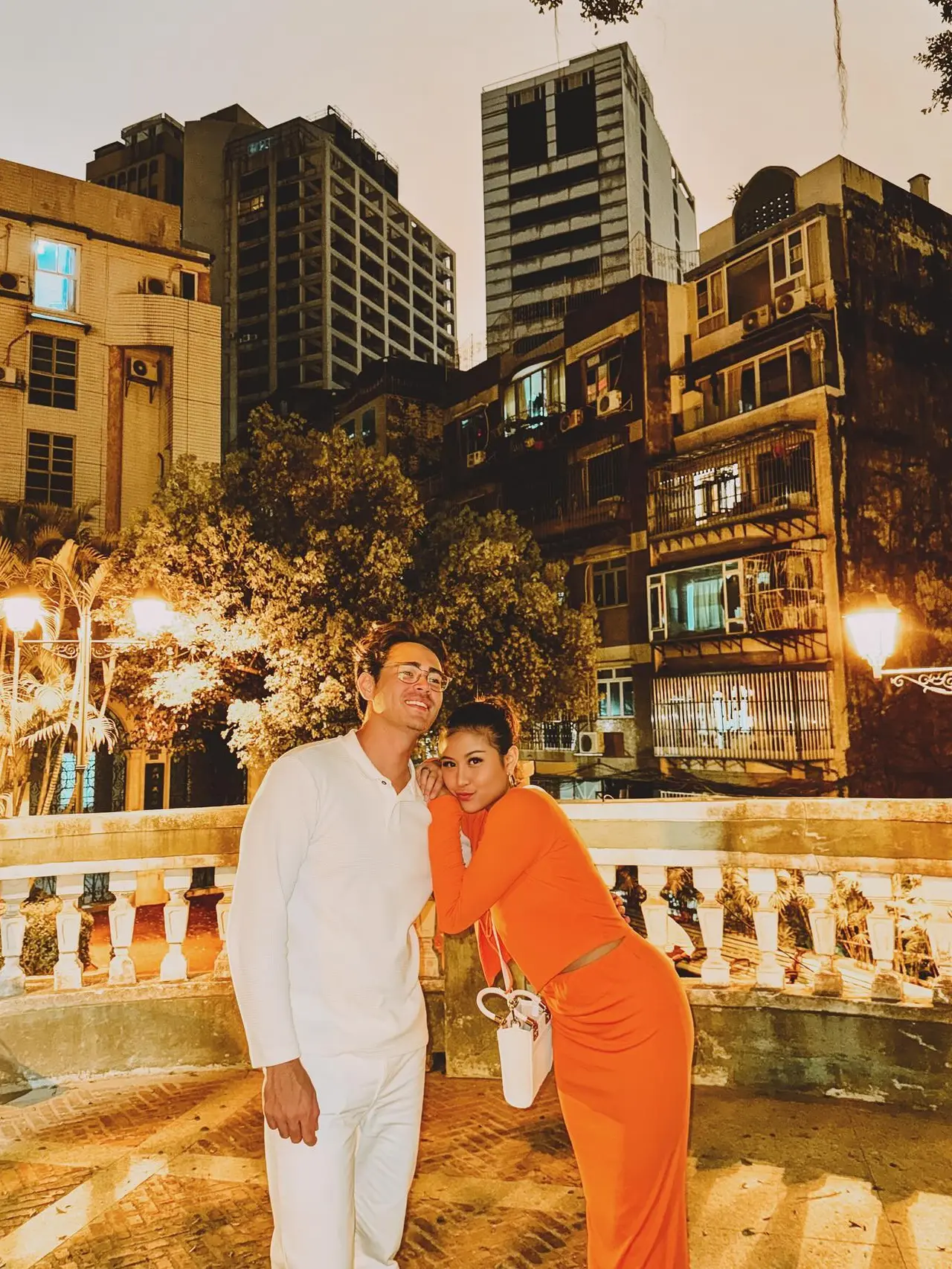 7 Potret Awkarin dan Abyakta Ernoult Liburan ke Makau, Jajal Wahana ...