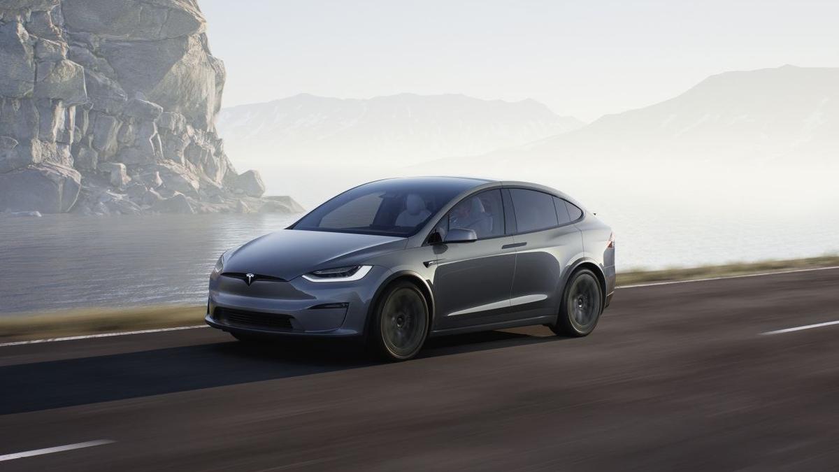 5 Potret Tesla Model X, SUV Crossover dari Masa Depan - Galeri Otosia.com
