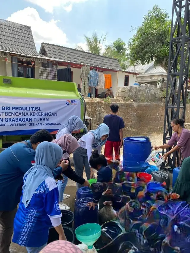 BRI Peduli Salurkan Air Bersih ke Beberapa Wilayah di Jawa Timur ...