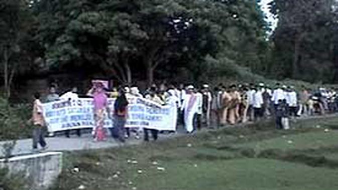 Batobo, Tradisi Menyambut Perantau Mudik - News Liputan6.com