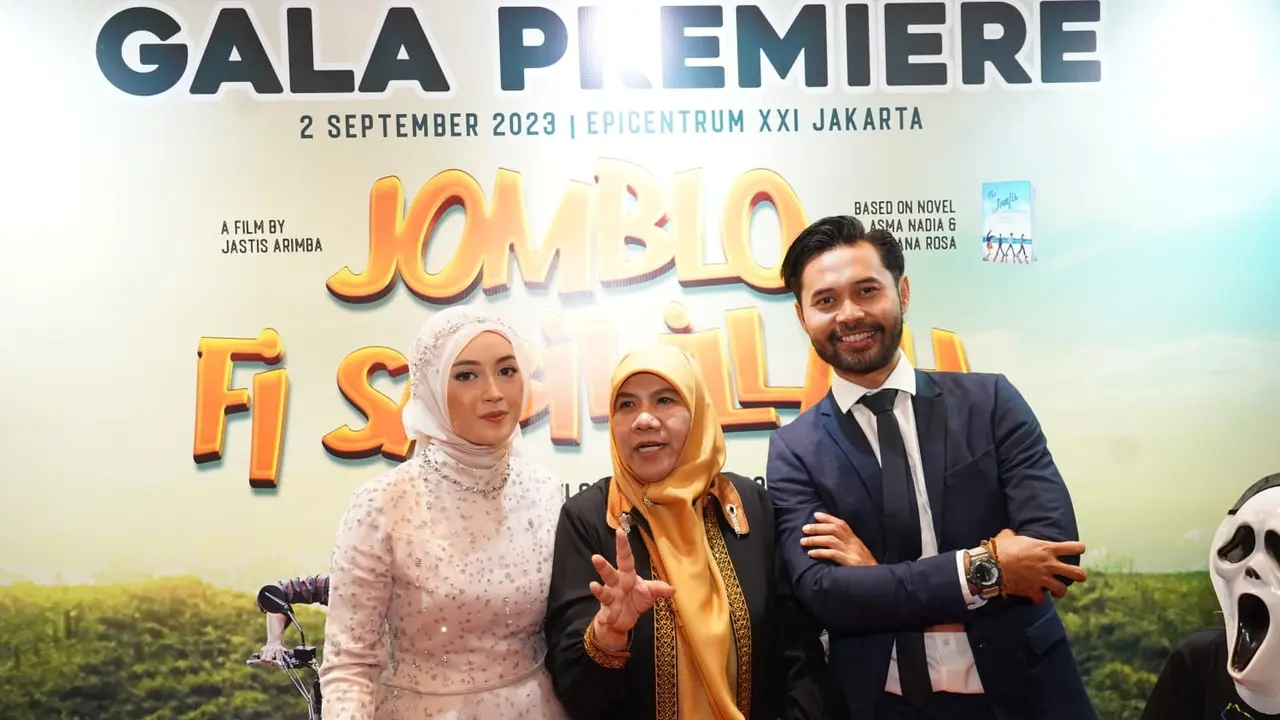 Nabilah Ayu Tersipu Dikabarkan Cinlok dengan Adhin Abdul Hakim dalam Film Jomblo Fi Sabilillah ...