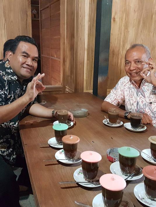 Bondan Winarno, Presenter Maknyus yang Mengawali Karier dari Juru ...