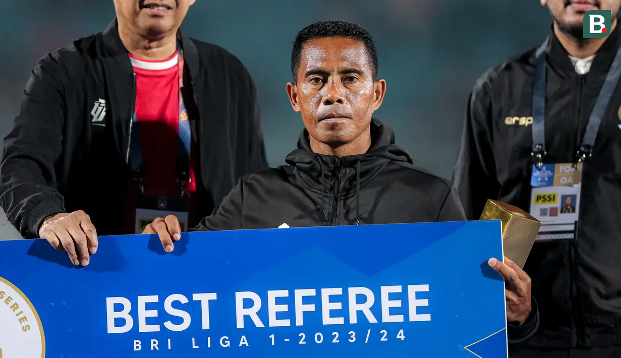 Foto: Parade Para Terbaik Peraih Penghargaan BRI Liga 1 2023/2024 ...