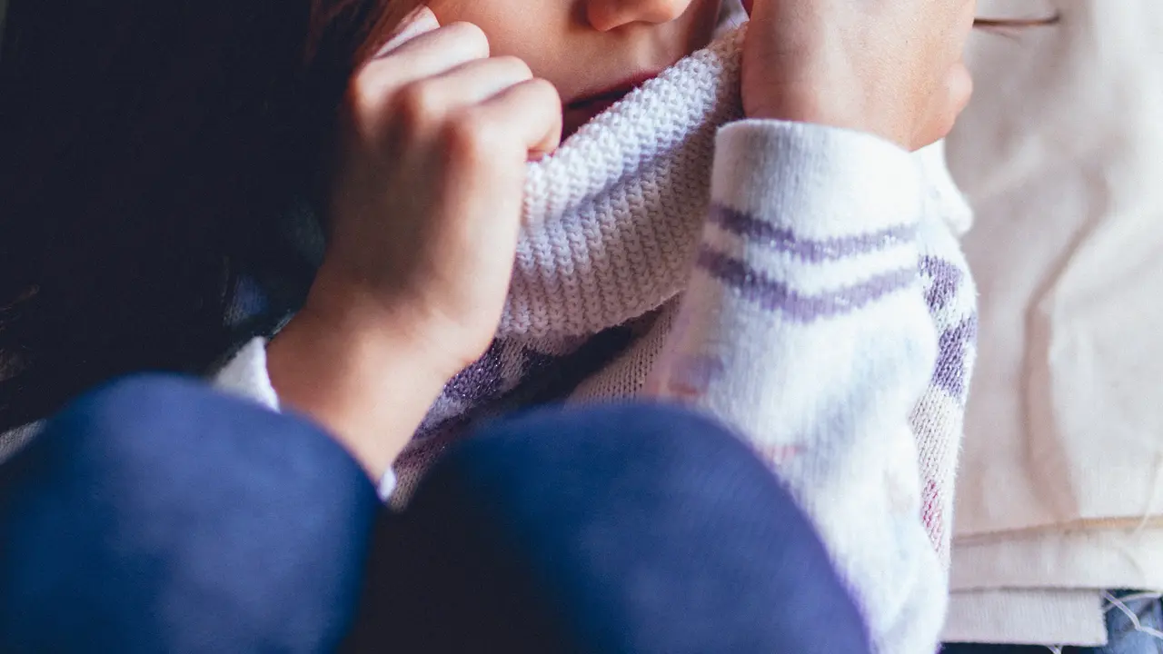 Penyebab Menggigil pada Anak dan Cara Mengatasinya, Kenali Segera - Hot ...