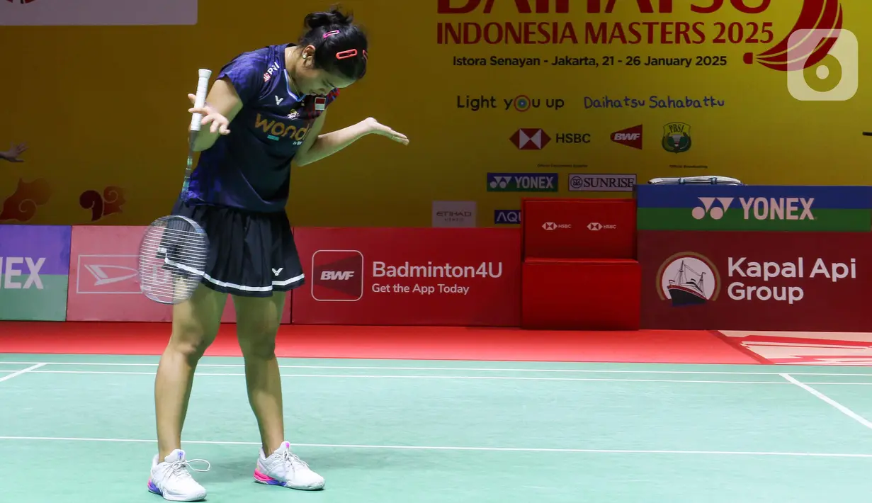 Jatuh Bangun, Gregoria Mariska Tunjung Rebut Tiket Laga Perempat Final ...