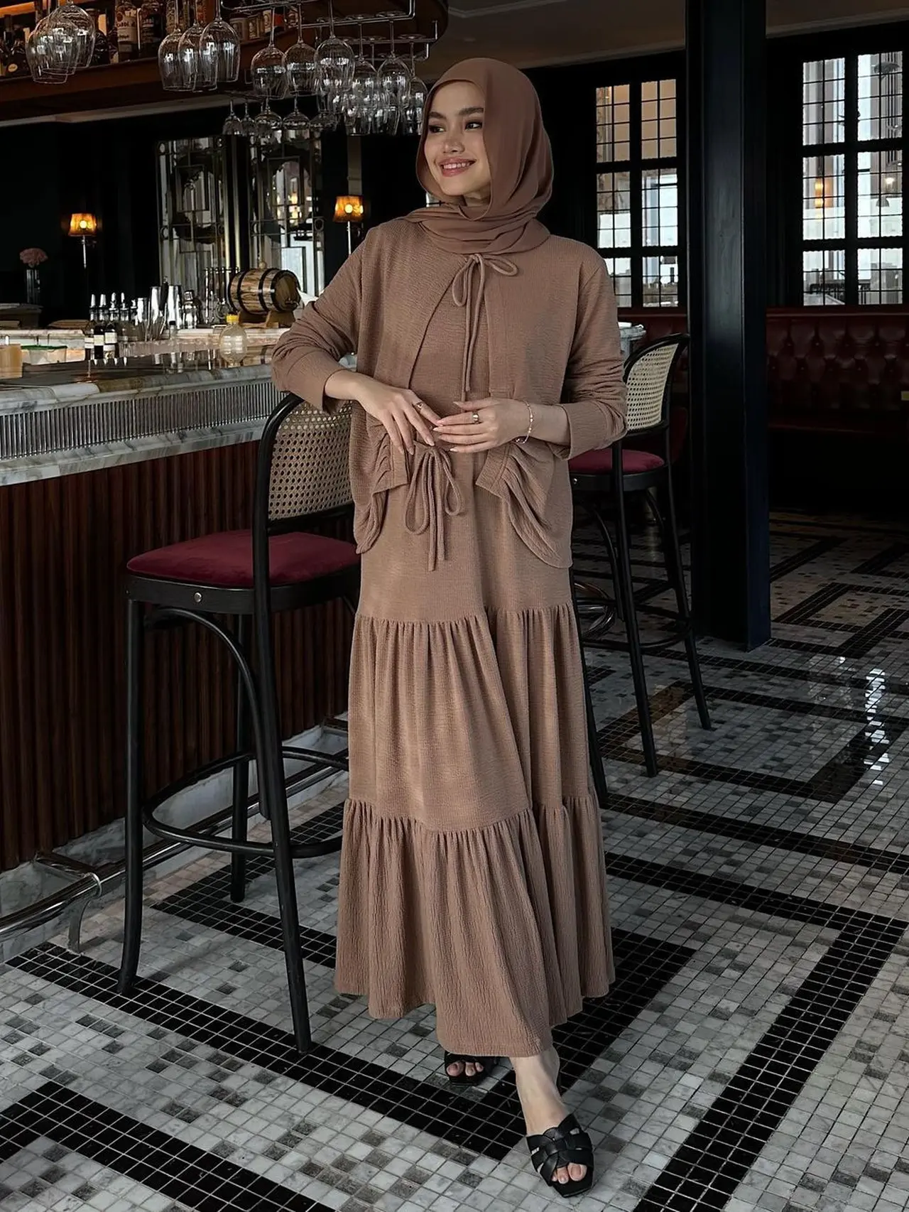 Tampil Stylish dan Modis saat Bukber dengan 7 Ide Outfit Ini! - Fashion ...